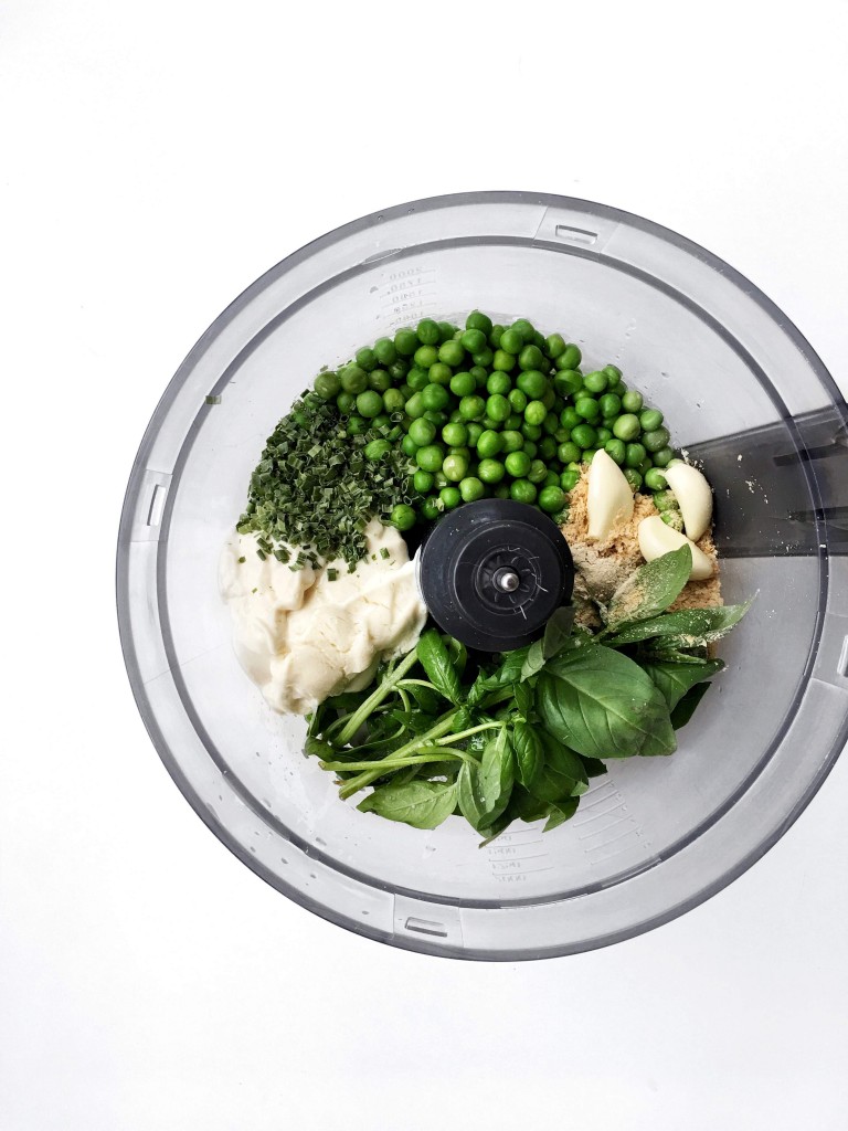 Garlic & Basil Pea Spread - the indigo kitchen